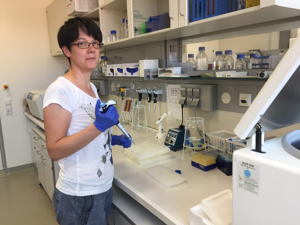 Meet Dr. Manuela Rossol, an immunologist researching human blood ...